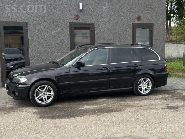 Black BMW 318 2005 in Riga, with an engine capacity of 2.00 L and mileage of 281 thousand km for 3300 €, photo 3 on AUTOMOTO.COM.LV