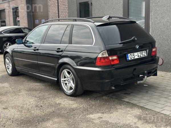 Black BMW 318 2005 in Riga, with an engine capacity of 2.00 L and mileage of 281 thousand km for 3300 €, photo 4 on AUTOMOTO.COM.LV