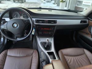 Black BMW 318 2006 in Joniskis, with an engine capacity of 2.00 L and mileage of 220 thousand km for 3550 €, photo 15 on AUTOMOTO.COM.LV