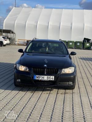 Melns BMW 318 2006 Kauņa, ar dzinēja tilpumu 2.00 L un nobraukumu 260 tūkst. km par 1800 €, foto 3 vietnē AUTOMOTO.COM.LV