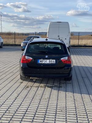 Melns BMW 318 2006 Kauņa, ar dzinēja tilpumu 2.00 L un nobraukumu 260 tūkst. km par 1800 €, foto 7 vietnē AUTOMOTO.COM.LV