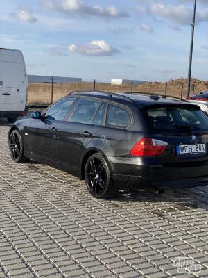 Melns BMW 318 2006 Kauņa, ar dzinēja tilpumu 2.00 L un nobraukumu 260 tūkst. km par 1800 €, foto 8 vietnē AUTOMOTO.COM.LV