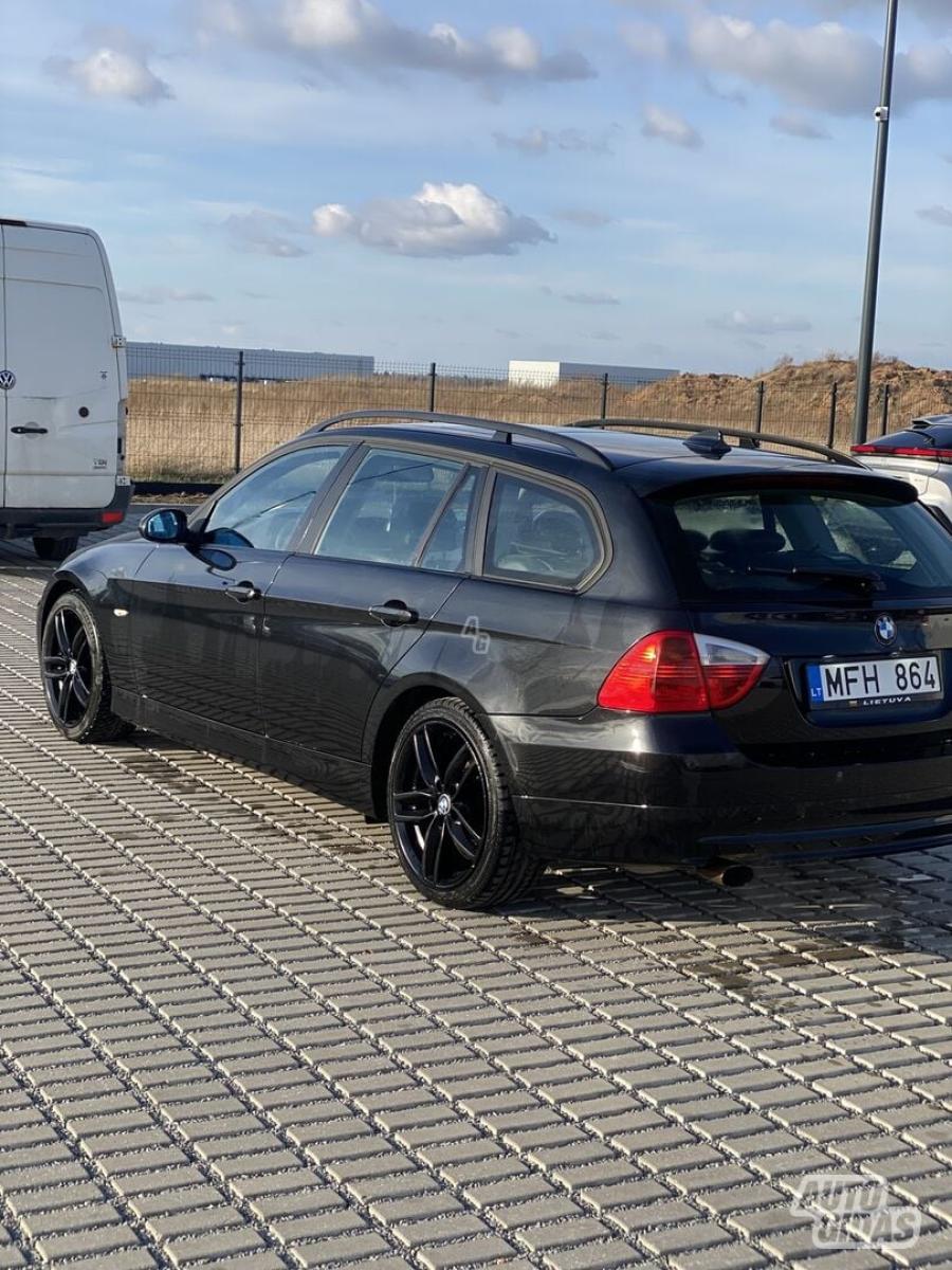 Melns BMW 318 2006 Kauņa, ar dzinēja tilpumu 2.00 L un nobraukumu 260 tūkst. km par 1800 €, foto 8 vietnē AUTOMOTO.COM.LV