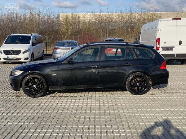 Melns BMW 318 2006 Kauņa, ar dzinēja tilpumu 2.00 L un nobraukumu 260 tūkst. km par 1800 €, foto 8 vietnē AUTOMOTO.COM.LV