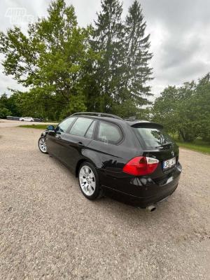 Melns BMW 318 2006 Viļņa, ar dzinēja tilpumu 2.00 L un nobraukumu 351 tūkst. km par 3100 €, foto 6 vietnē AUTOMOTO.COM.LV