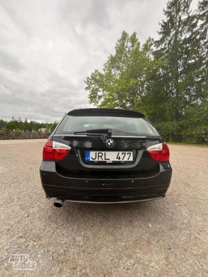 Melns BMW 318 2006 Viļņa, ar dzinēja tilpumu 2.00 L un nobraukumu 351 tūkst. km par 3100 €, foto 8 vietnē AUTOMOTO.COM.LV
