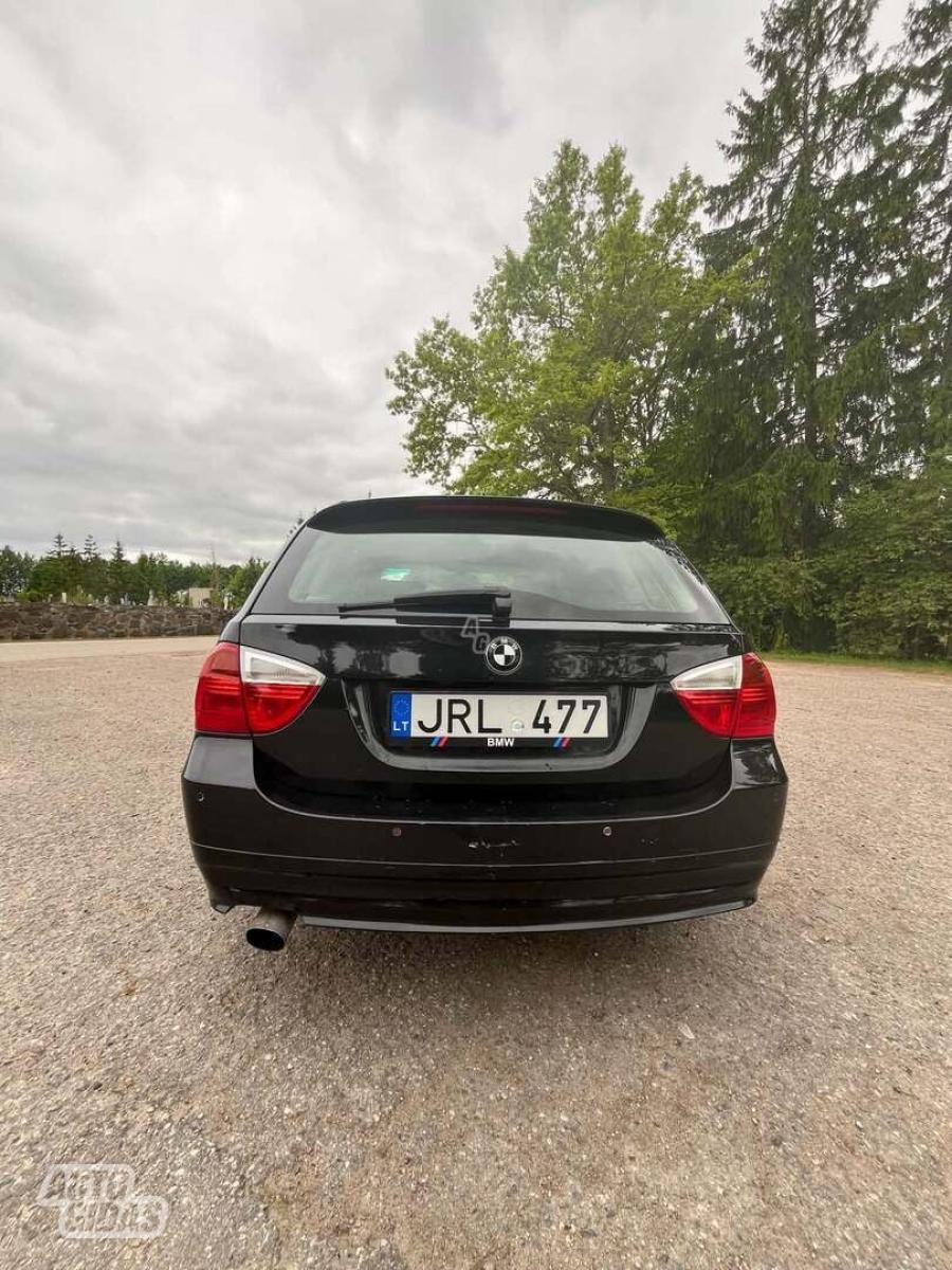 Melns BMW 318 2006 Viļņa, ar dzinēja tilpumu 2.00 L un nobraukumu 351 tūkst. km par 3100 €, foto 8 vietnē AUTOMOTO.COM.LV