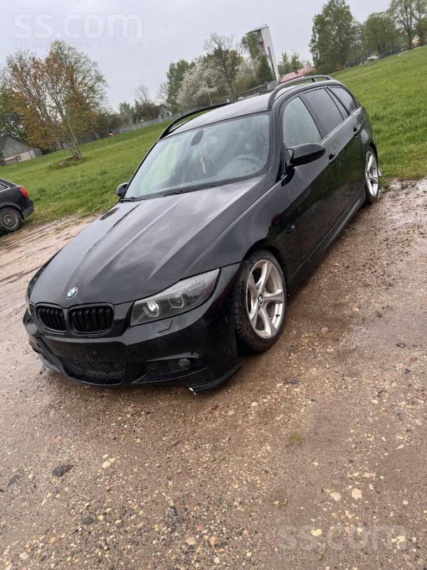 Melns BMW 318 2006 Cēsis, ar dzinēja tilpumu 2.00 L un nobraukumu 325 tūkst. km par 3800 €, foto 3 vietnē AUTOMOTO.COM.LV