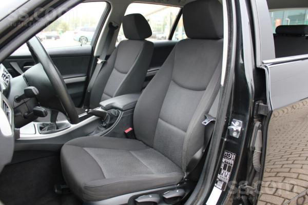 Black BMW 318 2006 in Liepaja, with an engine capacity of 2.00 L and mileage of 323 thousand km for 2900 €, photo 10 on AUTOMOTO.COM.LV