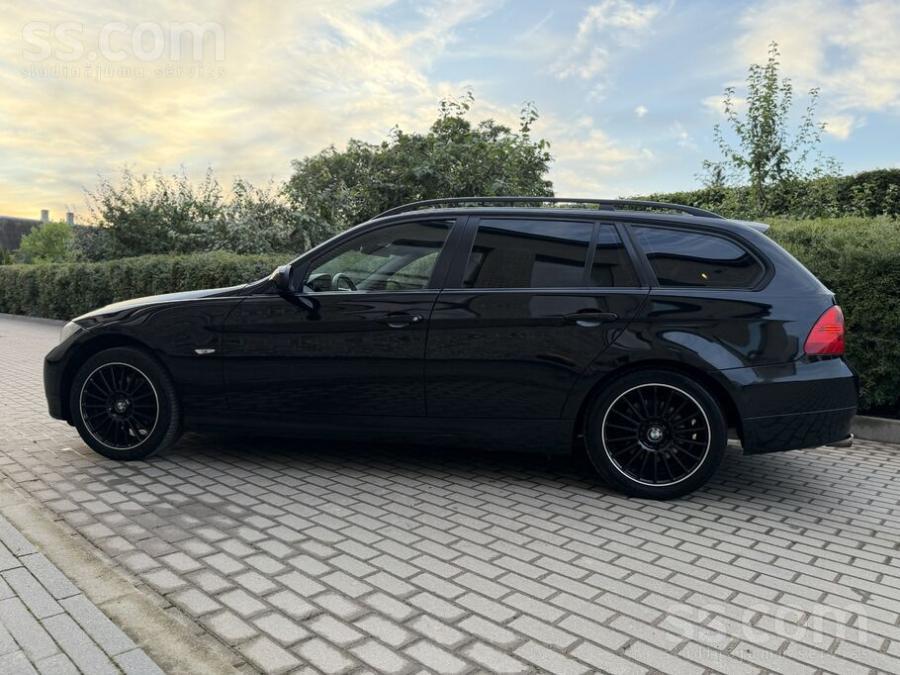 Melns BMW 318 2006 Tukums, ar dzinēja tilpumu 2.00 L un nobraukumu 283 tūkst. km par 2990 €, foto 4 vietnē AUTOMOTO.COM.LV