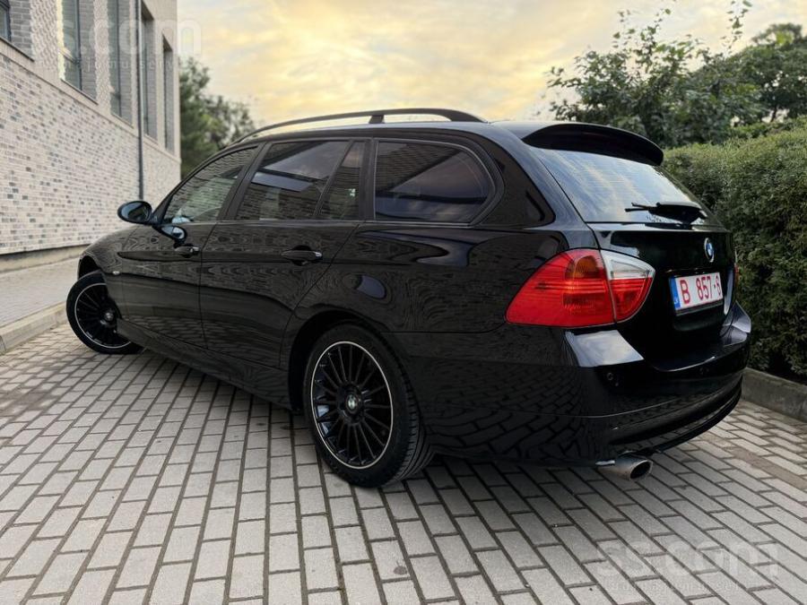 Melns BMW 318 2006 Tukums, ar dzinēja tilpumu 2.00 L un nobraukumu 283 tūkst. km par 2990 €, foto 9 vietnē AUTOMOTO.COM.LV