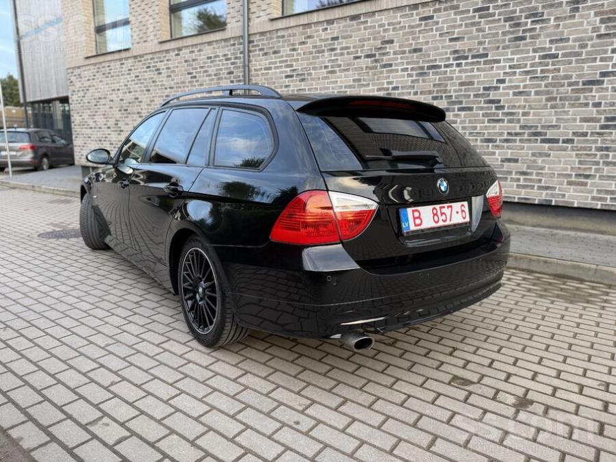 Melns BMW 318 2006 Tukums, ar dzinēja tilpumu 2.00 L un nobraukumu 283 tūkst. km par 2990 €, foto 11 vietnē AUTOMOTO.COM.LV