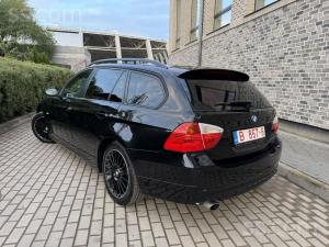 Melns BMW 318 2006 Tukums, ar dzinēja tilpumu 2.00 L un nobraukumu 283 tūkst. km par 2990 €, foto 17 vietnē AUTOMOTO.COM.LV