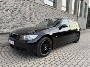 Melns BMW 318 2006 Tukums, ar dzinēja tilpumu 2.00 L un nobraukumu 283 tūkst. km par 2990 €, foto 24 vietnē AUTOMOTO.COM.LV