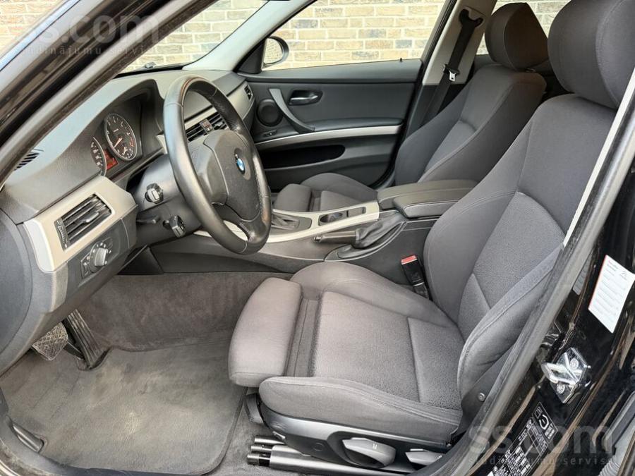 Melns BMW 318 2006 Tukums, ar dzinēja tilpumu 2.00 L un nobraukumu 283 tūkst. km par 2990 €, foto 27 vietnē AUTOMOTO.COM.LV