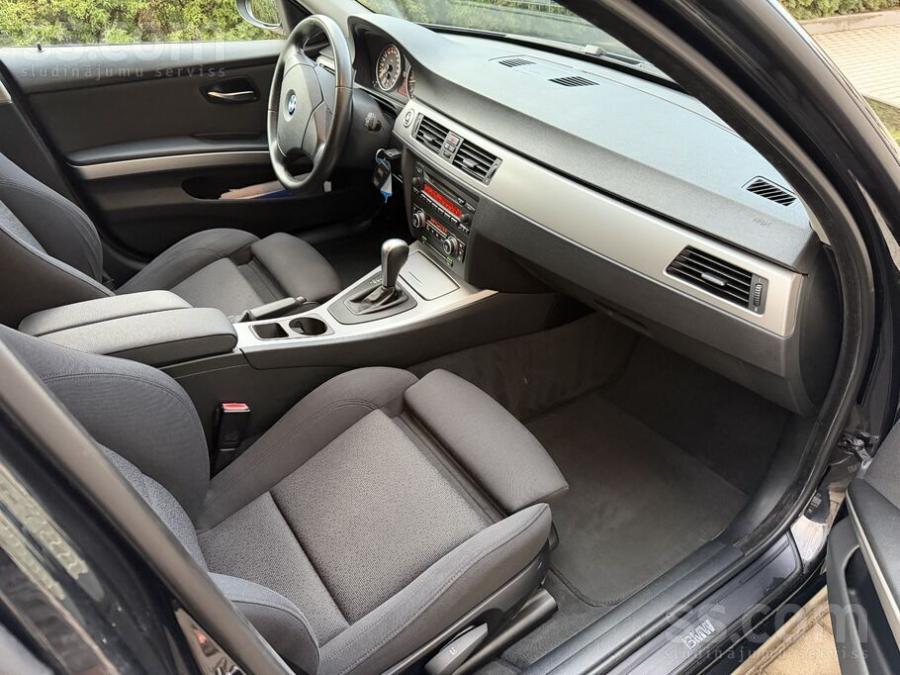 Melns BMW 318 2006 Tukums, ar dzinēja tilpumu 2.00 L un nobraukumu 283 tūkst. km par 2990 €, foto 32 vietnē AUTOMOTO.COM.LV
