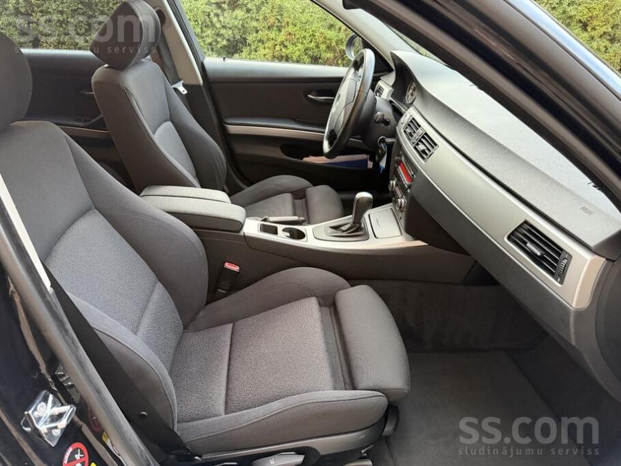 Melns BMW 318 2006 Tukums, ar dzinēja tilpumu 2.00 L un nobraukumu 283 tūkst. km par 2990 €, foto 33 vietnē AUTOMOTO.COM.LV