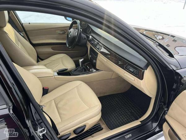 Melns BMW 318 2007 Plungė, ar dzinēja tilpumu 2.00 L un nobraukumu 530 tūkst. km par 2300 €, foto 6 vietnē AUTOMOTO.COM.LV