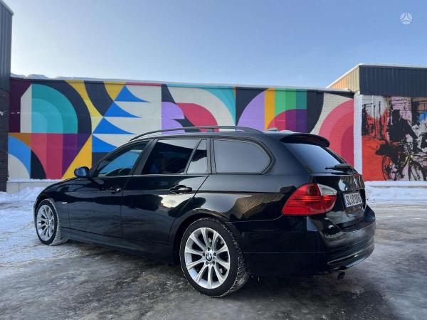 Melns BMW 318 2007 Klaipėda, ar dzinēja tilpumu 2.00 L un nobraukumu 312 tūkst. km par 2850 €, foto 5 vietnē AUTOMOTO.COM.LV