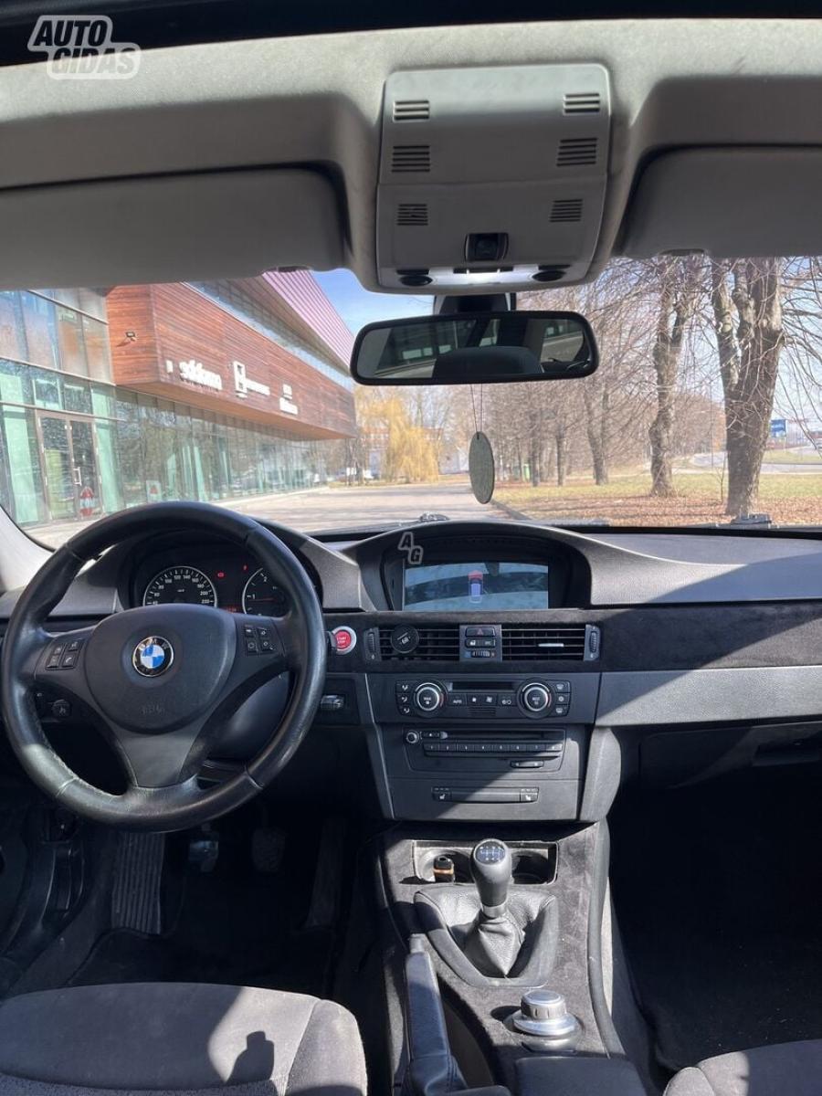 Melns BMW 318 2007 Kauņa, ar dzinēja tilpumu 2.00 L un nobraukumu 500 tūkst. km par 2300 €, foto 10 vietnē AUTOMOTO.COM.LV