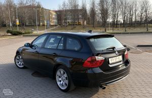 Black BMW 318 2007 in Taurage, with an engine capacity of 2.00 L and mileage of 351 thousand km for 2950 €, photo 2 on AUTOMOTO.COM.LV