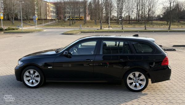 Black BMW 318 2007 in Taurage, with an engine capacity of 2.00 L and mileage of 351 thousand km for 2950 €, photo 6 on AUTOMOTO.COM.LV