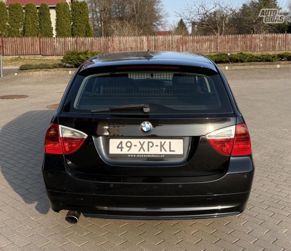 Black BMW 318 2007 in Taurage, with an engine capacity of 2.00 L and mileage of 351 thousand km for 2950 €, photo 8 on AUTOMOTO.COM.LV