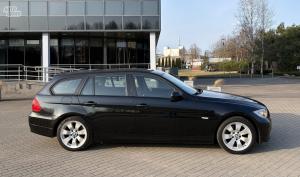 Black BMW 318 2007 in Taurage, with an engine capacity of 2.00 L and mileage of 351 thousand km for 2950 €, photo 10 on AUTOMOTO.COM.LV
