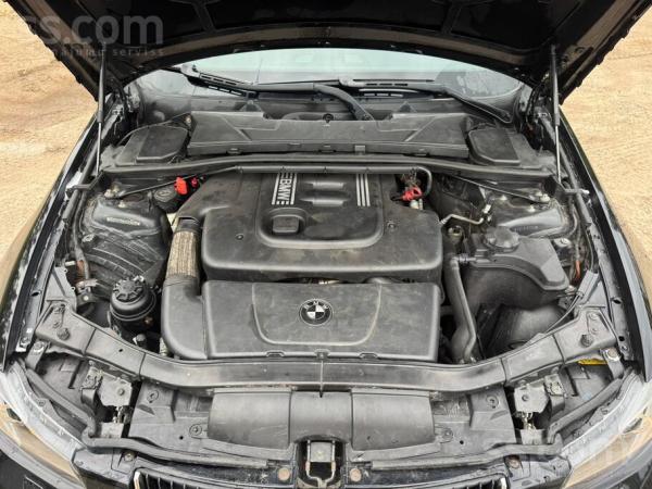Melns BMW 318 2007 Valmiera, ar dzinēja tilpumu 2.00 L un nobraukumu 279 tūkst. km par 4250 €, foto 7 vietnē AUTOMOTO.COM.LV