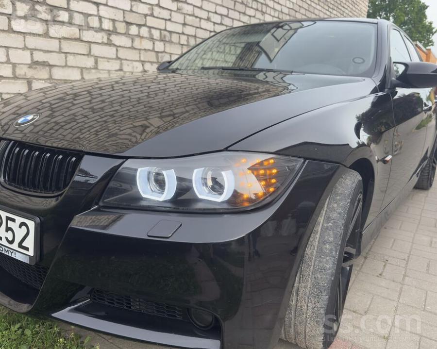 Melns BMW 318 2007 Liepāja, ar dzinēja tilpumu 2.00 L un nobraukumu 395 tūkst. km par 3250 €, foto 3 vietnē AUTOMOTO.COM.LV