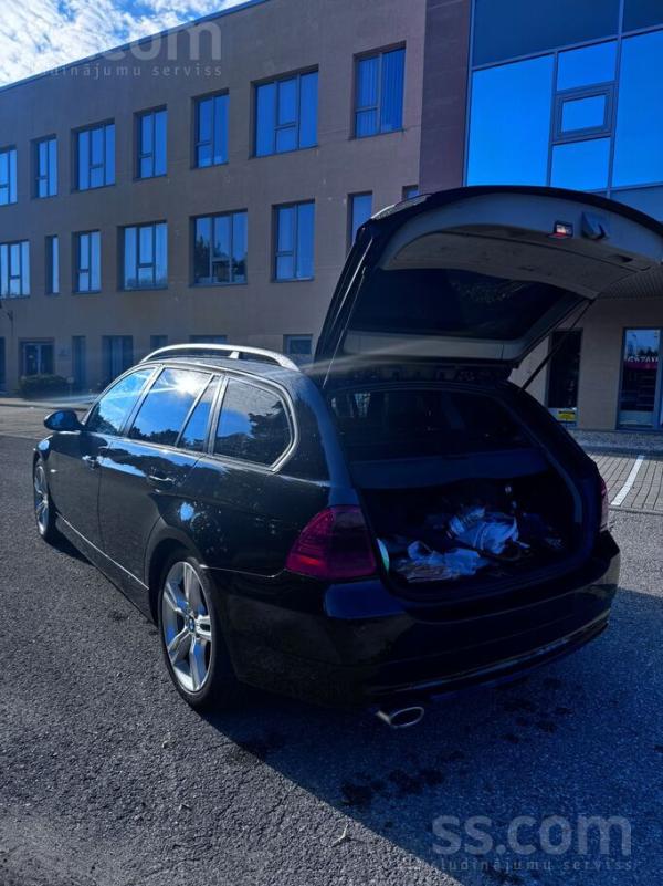 Melns BMW 318 2007 Jelgava, ar dzinēja tilpumu 2.00 L un nobraukumu 0 tūkst. km par 4750 €, foto 4 vietnē AUTOMOTO.COM.LV