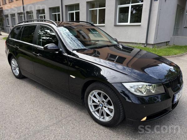 Черный БМВ 318 2007 в Валмиера, объемом двигателя 2.00 л и пробегом 318 тыс. км за 3995 €, фото 8 на AUTOMOTO.COM.LV
