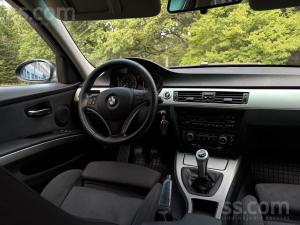 Melns BMW 318 2007 Valmiera, ar dzinēja tilpumu 2.00 L un nobraukumu 318 tūkst. km par 3995 €, foto 12 vietnē AUTOMOTO.COM.LV