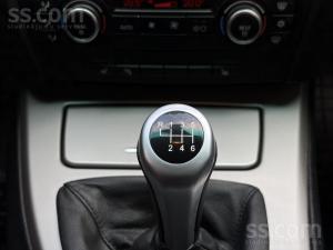 Melns BMW 318 2007 Valmiera, ar dzinēja tilpumu 2.00 L un nobraukumu 318 tūkst. km par 3995 €, foto 16 vietnē AUTOMOTO.COM.LV