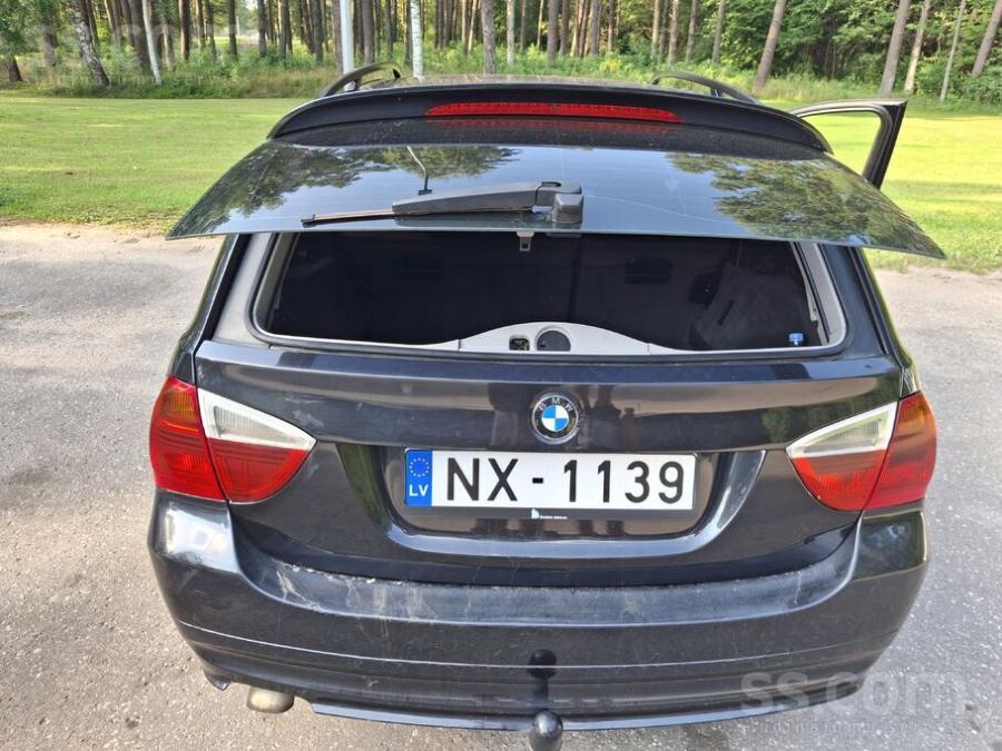 Melns BMW 318 2007 Rīga, ar dzinēja tilpumu 2.00 L un nobraukumu 346 tūkst. km par 2600 €, foto 6 vietnē AUTOMOTO.COM.LV