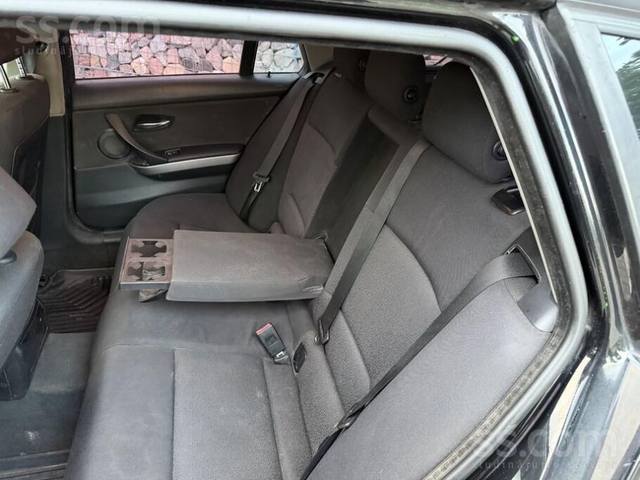Melns BMW 318 2007 Ventspils, ar dzinēja tilpumu 2.00 L un nobraukumu 419 tūkst. km par 3110 €, foto 11 vietnē AUTOMOTO.COM.LV