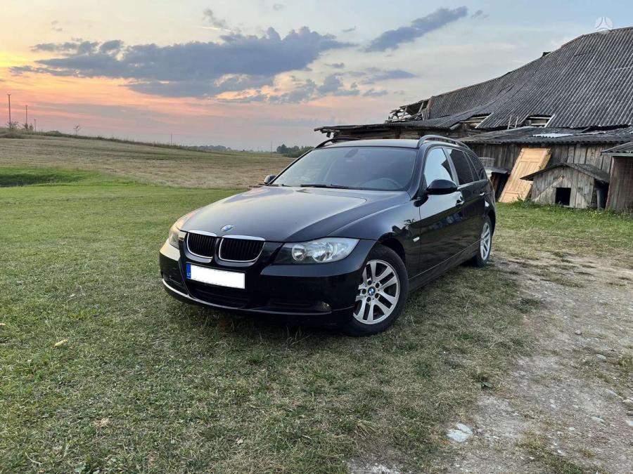 Melns BMW 318 2007 Alīta, ar dzinēja tilpumu 2.00 L un nobraukumu 310 tūkst. km par 1600 €, foto 1 vietnē AUTOMOTO.COM.LV