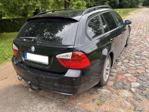 Melns BMW 318 2007 Alīta, ar dzinēja tilpumu 2.00 L un nobraukumu 310 tūkst. km par 1600 €, foto 9 vietnē AUTOMOTO.COM.LV