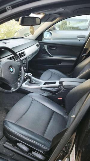 Melns BMW 318 2007 Alīta, ar dzinēja tilpumu 2.00 L un nobraukumu 310 tūkst. km par 1600 €, foto 13 vietnē AUTOMOTO.COM.LV