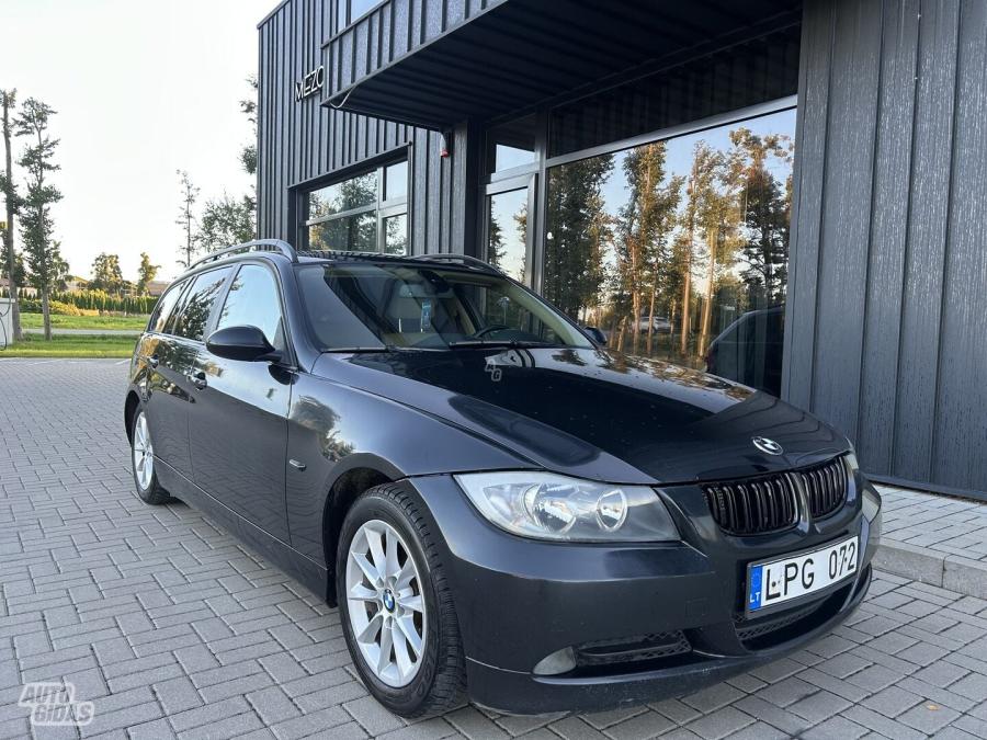 Melns BMW 318 2007 Kauņa, ar dzinēja tilpumu 2.00 L un nobraukumu 360 tūkst. km par 2850 €, foto 8 vietnē AUTOMOTO.COM.LV