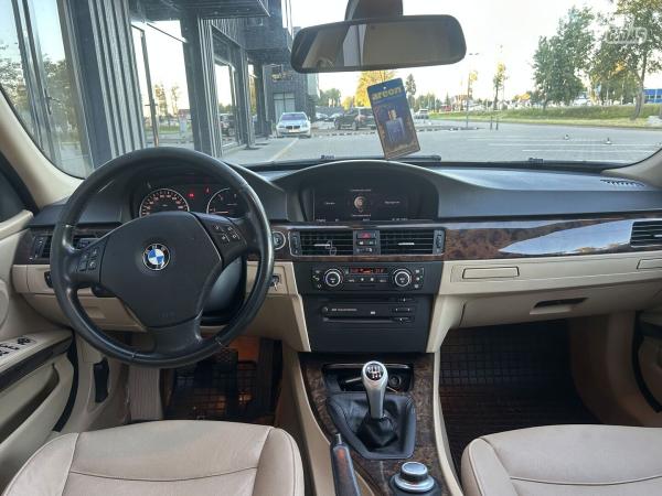 Black BMW 318 2007 in Kaunas, with an engine capacity of 2.00 L and mileage of 360 thousand km for 2850 €, photo 10 on AUTOMOTO.COM.LV