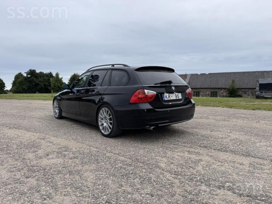 Melns BMW 318 2007 Valmiera, ar dzinēja tilpumu 2.00 L un nobraukumu 288 tūkst. km par 4850 €, foto 5 vietnē AUTOMOTO.COM.LV
