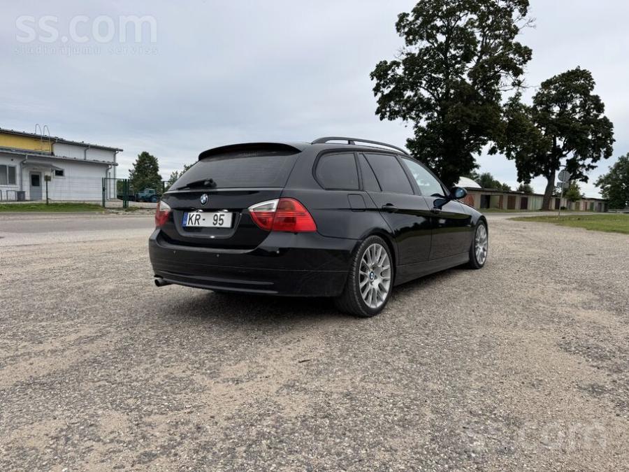 Melns BMW 318 2007 Valmiera, ar dzinēja tilpumu 2.00 L un nobraukumu 288 tūkst. km par 4850 €, foto 7 vietnē AUTOMOTO.COM.LV