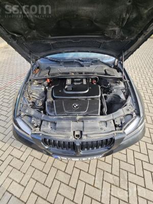 Melns BMW 318 2007 Tukums, ar dzinēja tilpumu 2.00 L un nobraukumu 413 tūkst. km par 2300 €, foto 7 vietnē AUTOMOTO.COM.LV