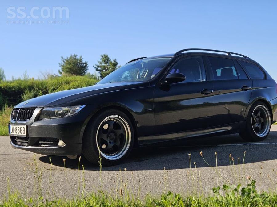Melns BMW 318 2007 Tukums, ar dzinēja tilpumu 2.00 L un nobraukumu 413 tūkst. km par 2300 €, foto 1 vietnē AUTOMOTO.COM.LV