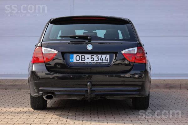 Melns BMW 318 2007 Rīga, ar dzinēja tilpumu 2.00 L un nobraukumu 266 tūkst. km par 2495 €, foto 5 vietnē AUTOMOTO.COM.LV