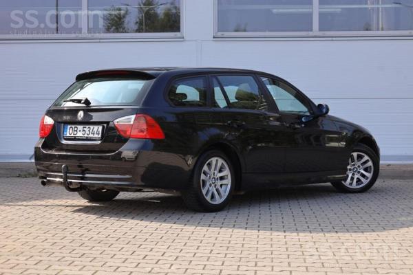 Melns BMW 318 2007 Rīga, ar dzinēja tilpumu 2.00 L un nobraukumu 266 tūkst. km par 2495 €, foto 6 vietnē AUTOMOTO.COM.LV