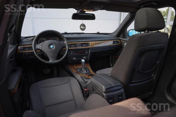 Melns BMW 318 2007 Rīga, ar dzinēja tilpumu 2.00 L un nobraukumu 266 tūkst. km par 2495 €, foto 9 vietnē AUTOMOTO.COM.LV
