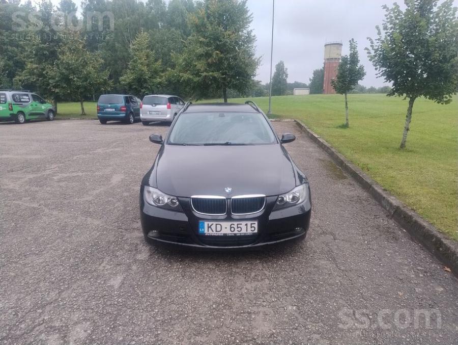 Melns BMW 318 2007 Cēsis, ar dzinēja tilpumu 2.00 L un nobraukumu 437 tūkst. km par 1700 €, foto 3 vietnē AUTOMOTO.COM.LV