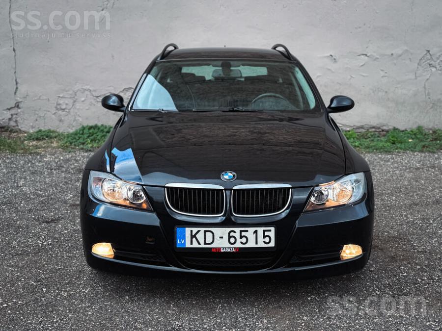 Black BMW 318 2007 in Riga, with an engine capacity of 2.00 L and mileage of 437 thousand km for 1850 €, photo 4 on AUTOMOTO.COM.LV